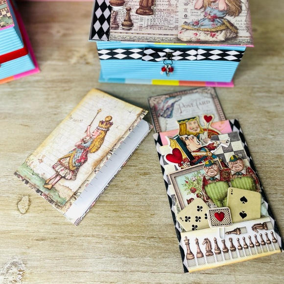 Handmade | Art | Alice In Wonderland Surprise Box Alice Queen | Poshmark